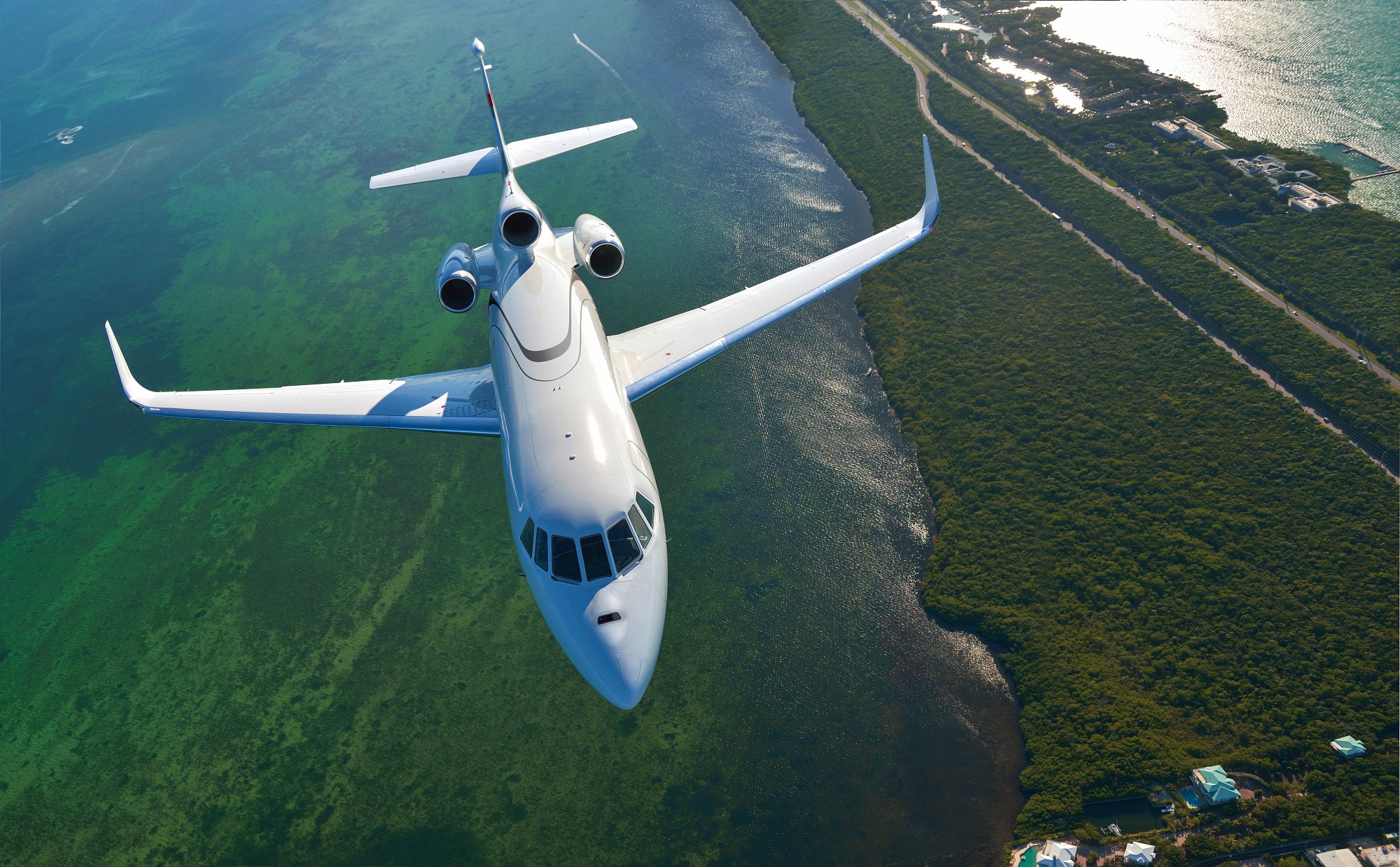The Falcon 900LX, a versatile aircraft with 3 jet engines can combine ...