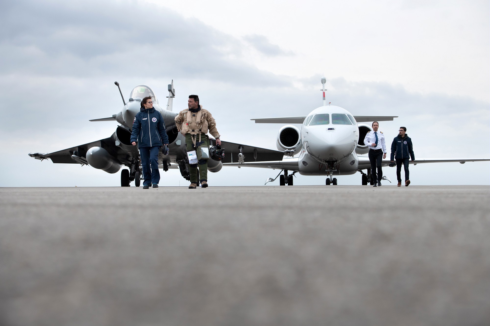 Civil and military aircraft. Delivering customer satisfaction ...